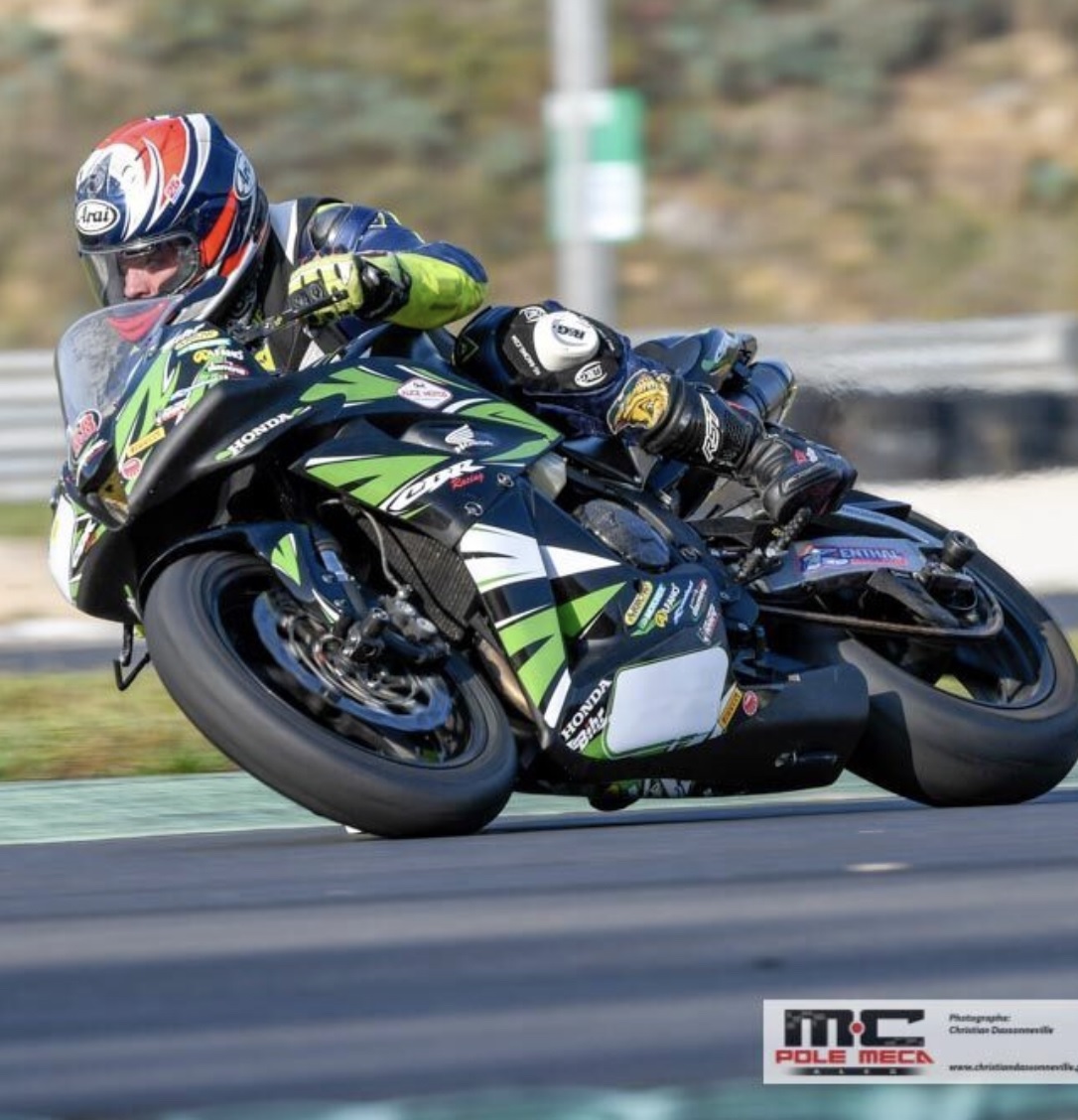 Une personnalisation jusqu'au bout des roues - COVERING MOTO ALICE MOTO ...