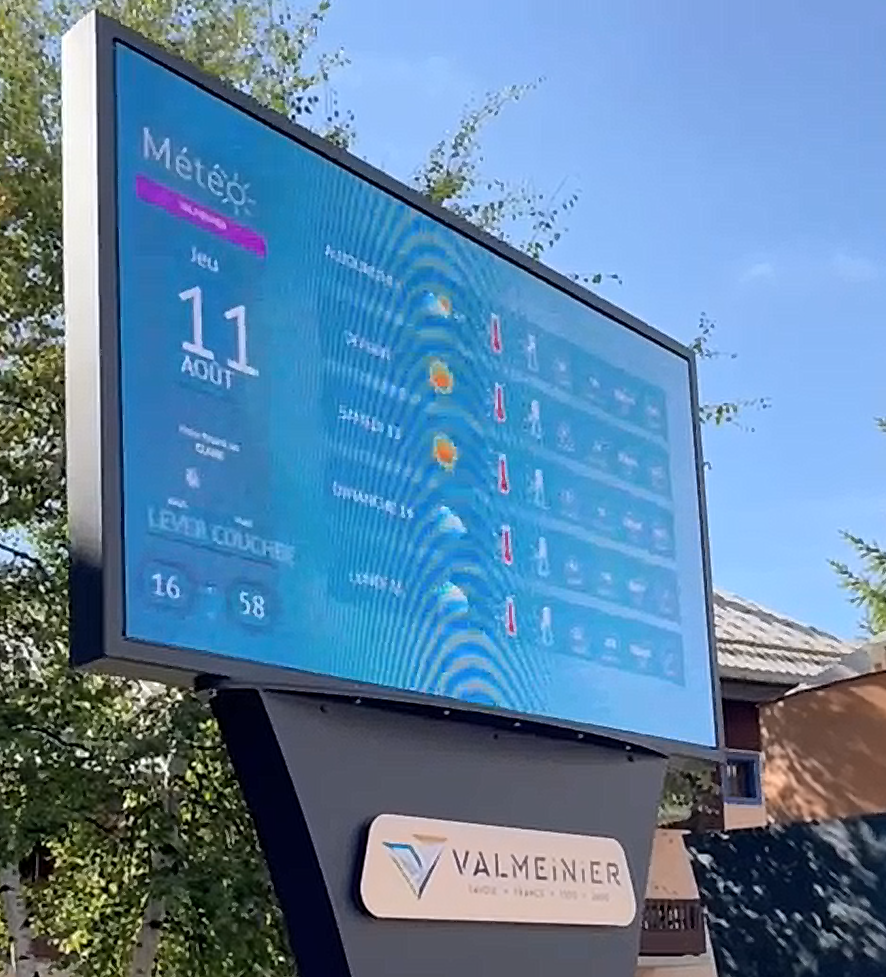 Un écran d'affichage dynamique pour informer à l'Office de Tourisme de Valmeinier ! - Agence ...