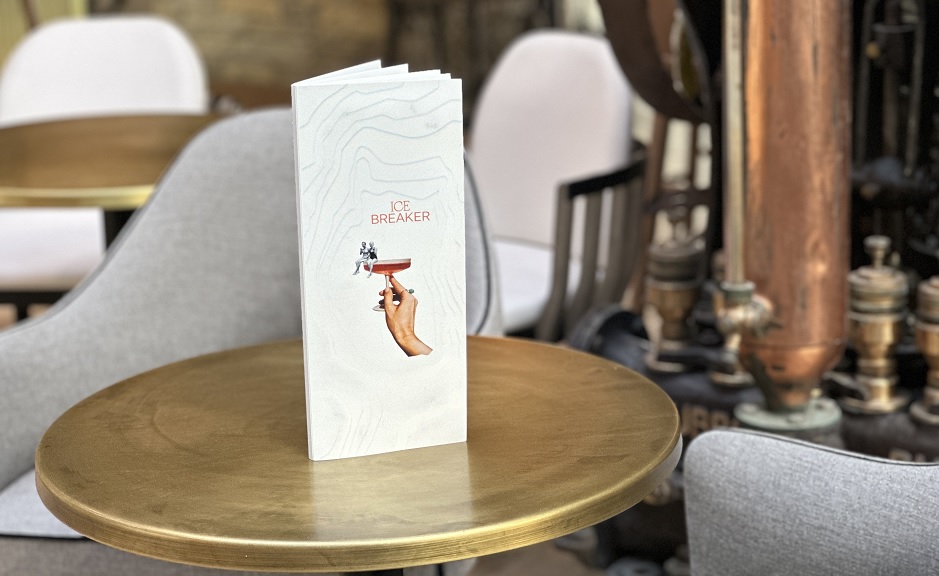 Une carte cocktail en relief pour un établissement au sommet - "Le ...